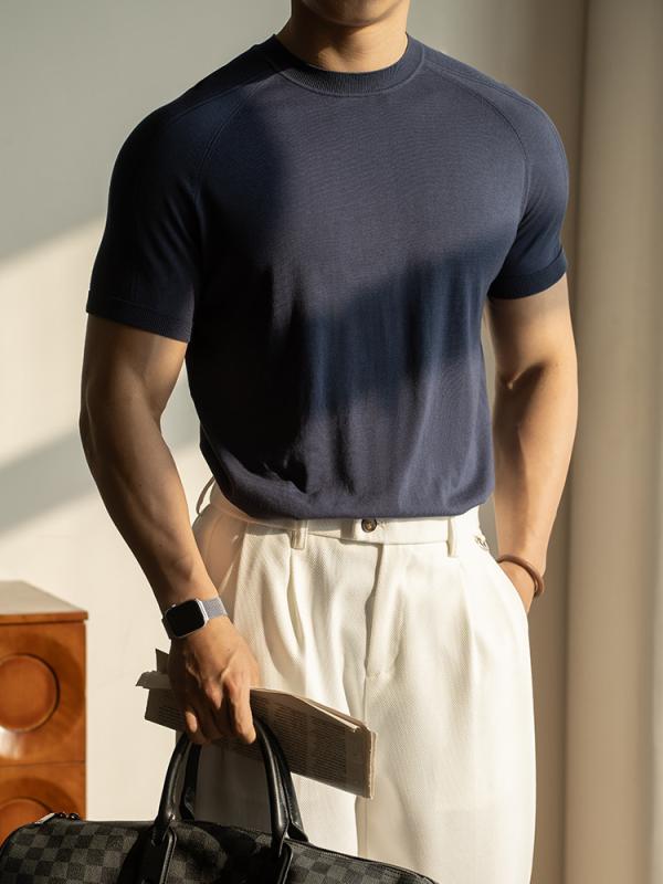 ・カテゴリ: Tシャツ・スタイル: カジュアル・シルエット: レギュラーフィット・ネックライン: クルーネック・袖丈: 半袖・柄: 無地・カラー展開: ダークグレーブルー、ブラック・サイズ展開: M、L、XL、XXL、3XL、4XL・主な素...