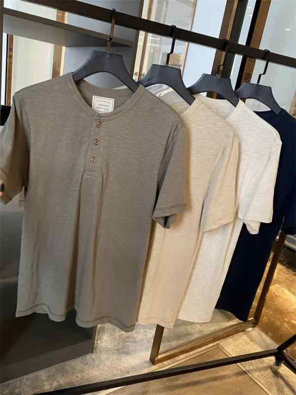 Tシャツ メンズ 半袖 夏 薄手 通気性 無地 麻混 ラウンドネック トップス カジュアル シンプル 涼しい 吸湿速乾 軽量・カテゴリ: Tシャツ・スタイル: カジュアル・メイン素材: 綿91-95%・柄: 無地・フィット感: フィットタイ...
