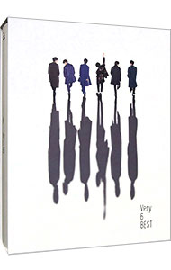 &nbsp;&nbsp;&nbsp; 【4CD＋2DVD　三方背ケース・ブックレット付】Very6　BEST（初回盤B） の詳細 メンバー自らが厳選したベスト・アルバム。53枚のシングル、14枚のアルバムをリリースしたV6の軌跡を辿る楽曲群...