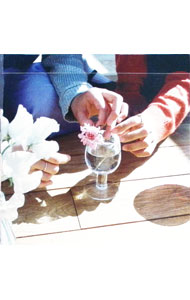 &nbsp;&nbsp;&nbsp; UlulU の詳細 発売元:株式会社ローソンエンタテインメント アーティスト名:UlulU ディスク枚数: 1枚 品番: LNCM1384 発売日:2022/05/25 曲名Disk-11.　せかいを2...