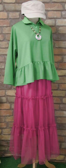 ☆同系の他色ありますバイオレット(赤紫)（○）抹茶グリーン（○） 商品説明　素材☆素材 &nbsp; &nbsp; ポリエステル100％&nbsp;サイズ&nbsp;☆採寸（チュール部分） &nbsp; &nbsp; 着丈：85cm &nb...