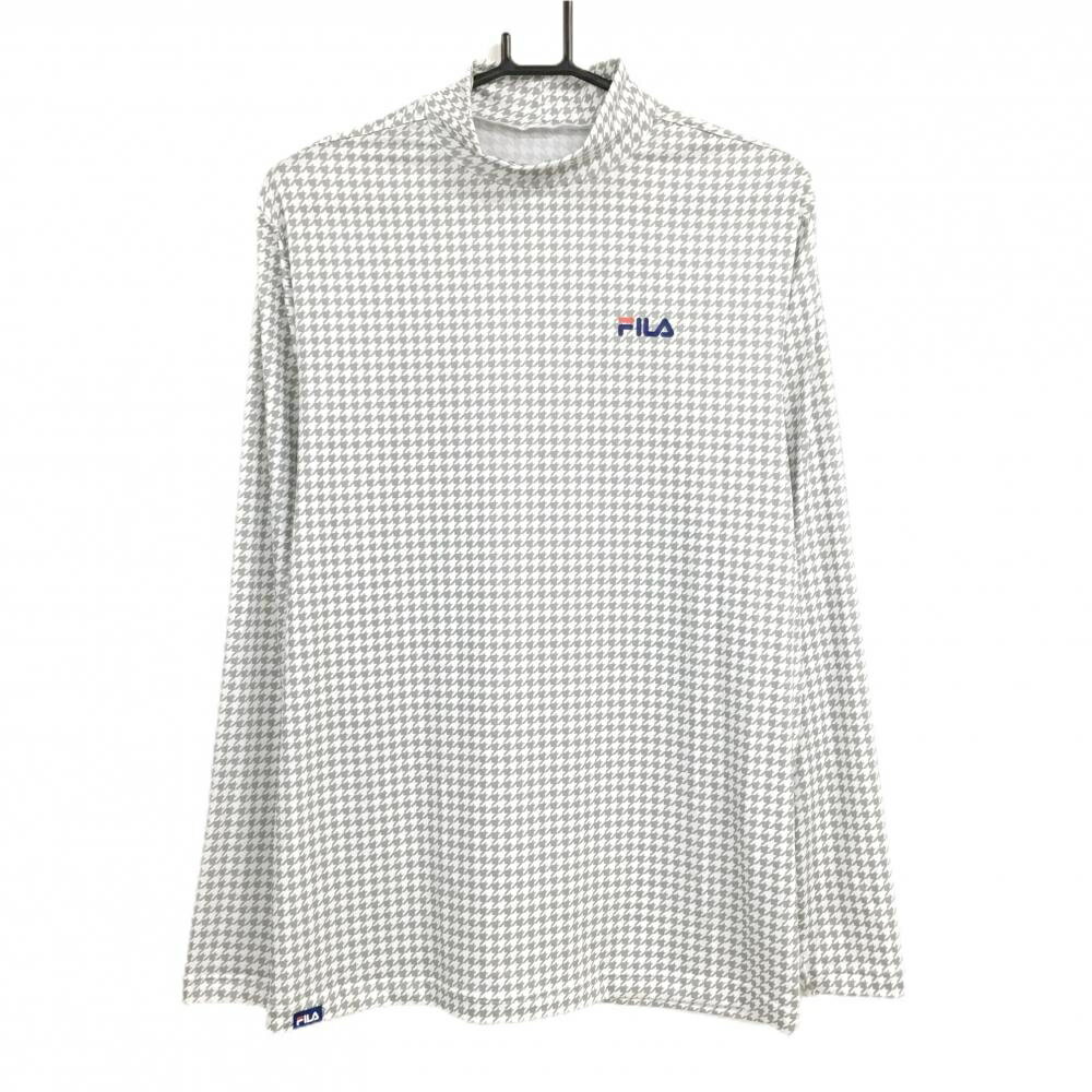 商品説明 ブランド FILA GOLF アイテム 長袖ハイネックシャツ 表記サイズ L ※海外サイズの場合もございます。必ず実寸サイズをご確認ください。 実寸サイズ 　身幅：約54cm　袖丈：約63.5cm　肩幅：約44.5cm　着丈：約7...