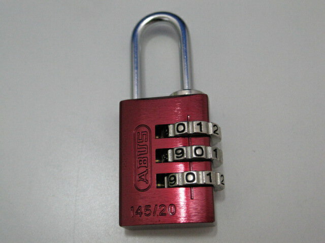 ABUS(アバス)ナンバー可変式南京錠145-20ミリ レッド色です。幅21ミリ、全高53ミリ、胴部分の高さ29ミリ、厚み11ミリ、吊るの太さ3.2ミリです。ABUS(アバス)ナンバー可変式南京錠145-20ミリ レッド色 ABUS(アバス...
