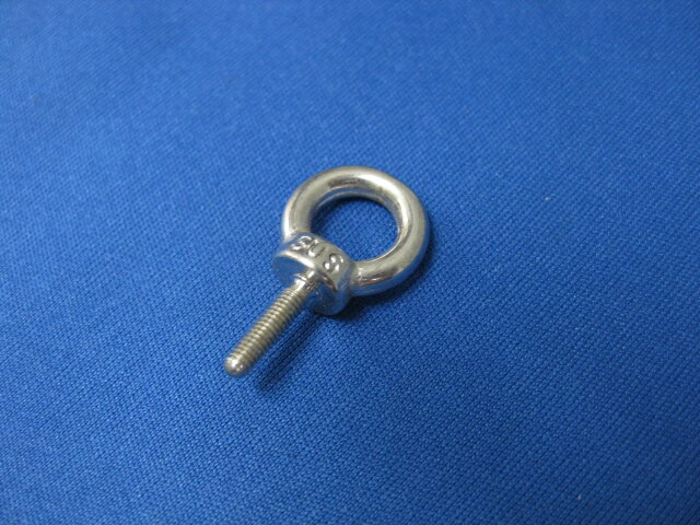 ステンレスアイボルト（ミリネジ）IB-3Mです。太さ3ミリ、内径9ミリ、長さ27.5ミリです。