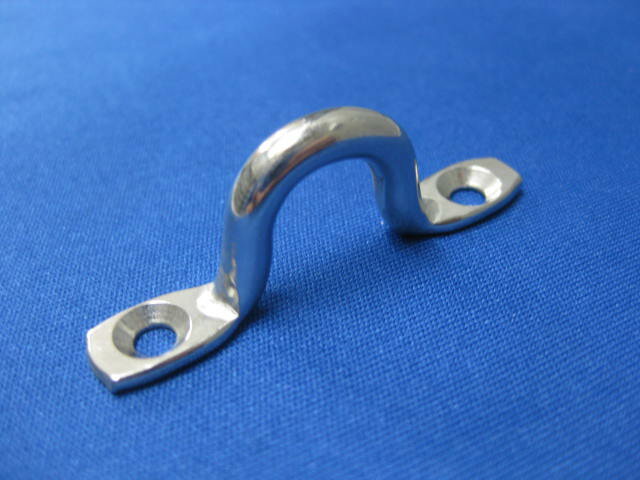 ステンレスアイストラップIS-5です。全長51ミリ、太さ5ミリです。