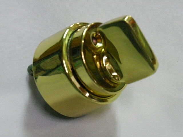 ゴール社本締錠HD用、レバーハンドルLX、LG用のサムターン金ピカ色戸厚33ミリ〜43ミリ用です。 ⇒ 防犯仕様各種サムターンはこちら ゴールLX取付説明書はこちら