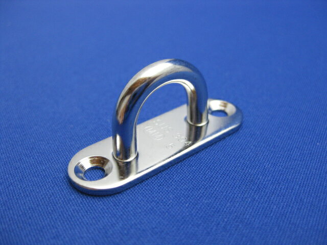 ステンレスパッドアイPD-5です。太さ5ミリ、全長45ミリ、幅15ミリです。