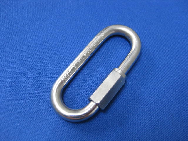 ステンレスリングキャチSH-6です。太さ6ミリ、全長62ミリ、幅28ミリです。