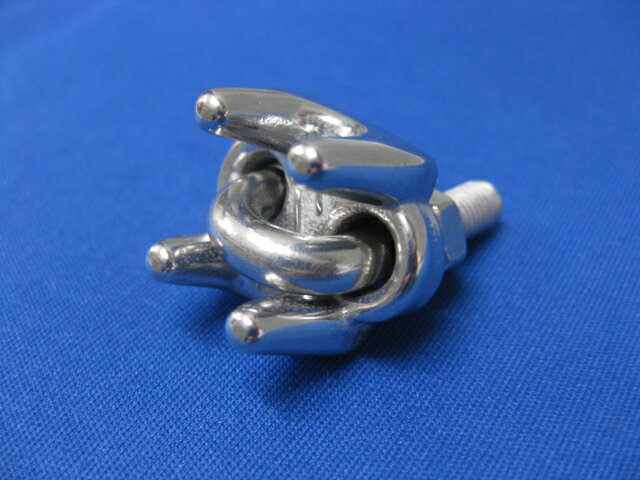 ステンレスワイヤークリップWC-6です。太さ5.3ミリ、長さ34ミリです。