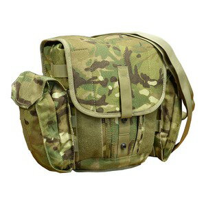 軍放出品 ガスマスクポーチ MTPカモ使い勝手の幅が広がる、多収納なガスマスクバッグ■軍放出品のご購入を検討されているお客様へ。ご購入前に必ず下記の説明文、注意文を最後までご一読いただきますようお願い致します。イギリス軍独自のマルチカム迷彩...
