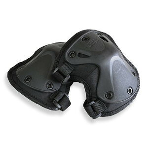 ハッチ エルボーパッド 肘あて着脱がラクでズレにくいエルボーパッドX型のプロテクションシェルを備えるハッチのXTAKシリーズのエルボーパッドです。シェル素材のTPUはゴムのようなしなやかな弾力性と硬質プラスチックのような強靭さを合わせ持つ高...