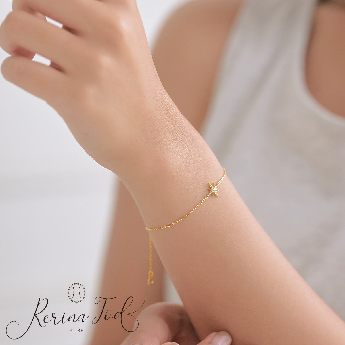 【詳細】 素材：ニッケルフリー合金 カラー：ローズシルバー/ゴールド チェーンの長さ：約16.5cm 【ご注意】 ※こちらのアイテムは1つでの販売となります。 ※入荷時期により表記サイズ・カラーが若干変更となる場合がございます。 ※商品撮影...