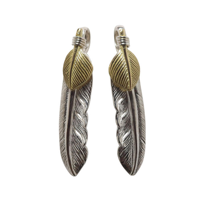 ※基本的に即日発送ですが、在庫が無い場合、3日〜2週間程度のお時間がかかる場合が御座います。 ※右向き、左向きからお選び下さい。 チェーン等は付いておりません。 [MATERIAL] SV925 K18 [SIZE] Sサイズ：約37mm×...