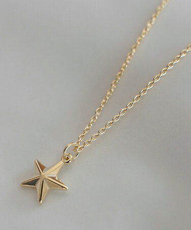 GOLD ▼製品説明 【by CAMBIO】 --CAMBIO -- PRODUCT BRAND　【SENTI_FLATTER THE SENSES】プロダクトブランド 【センティ】からユニセックスで楽しめるミニマルなシルバーアクセサリーの...