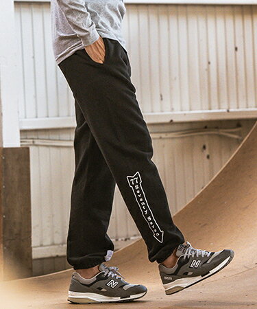 white top gray black ▼製品説明 【by CAMBIO】 --CAMBIO -- 181cmのモデルがMサイズを着用。10オンスの裏毛の生地を使用しベーシックなウエストリブ仕様のシルエットを採用。ポケットは両サイド。左太...