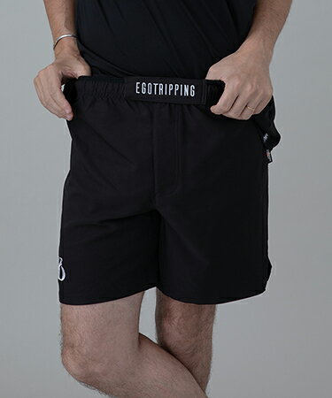 05：BLACK ▼製品説明 【by CAMBIO】 --CAMBIO -- FIGHTPANTS05：BLACK H175cmのモデルが48サイズを着用あらゆるスポーツシーンに対応することを想定して開発されたトレーニングパンツです。最も注...