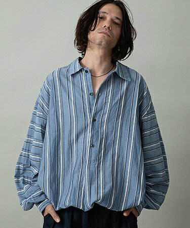 03：GRAY系 80：SAX系 ▼製品説明 【by CAMBIO】 --CAMBIO -- BORDERPULLOVER 03：GRAY系 H175cmのモデルが48サイズを着用80：SAX系 H175cmのモデルが48サイズを着用存在感...