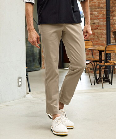 beige black ▼製品説明 【by CAMBIO】 --CAMBIO -- H185cm-B99cm-W85cm-H98cm-のモデルがMサイズを着用。ストレッチ素材の定番的なシルエットのストレートチノパンツ。体にフィットし動きやす...