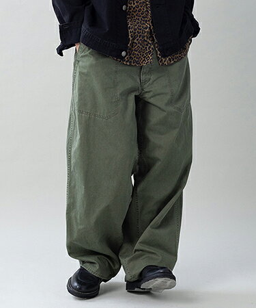64: KHAKI 05: BLACK ▼製品説明 【by CAMBIO】 --CAMBIO -- USN-MIRITARYHERRINGBONE aged64：KHAKI　H175cmのモデルが31サイズを着用05：BLACK　H175c...