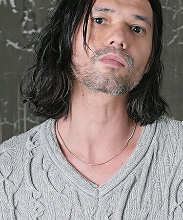 98: SILVER 05: BLACK ▼製品説明 【by CAMBIO】 --CAMBIO -- DRAGONSCALES NECKLACE narrow非常に細い密度の高いチェーンを使用しました。大人の胸元のさりげないアクセントになる...