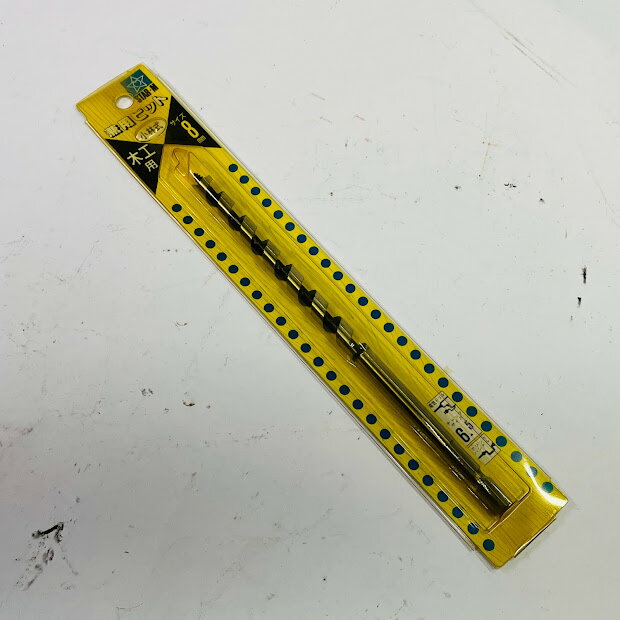 　スターエム 6-080 兼用ビット 8mm※箱に落書きあり※アクリル焼けあり劣化あり 型番 6-080 色 シルバー 素材 合金鋼 仕様 箱に落書きあり箱アクリルに焼け劣化あり サイズ(cm) ‎24 x 3 x 0.8 cm; 40.8...
