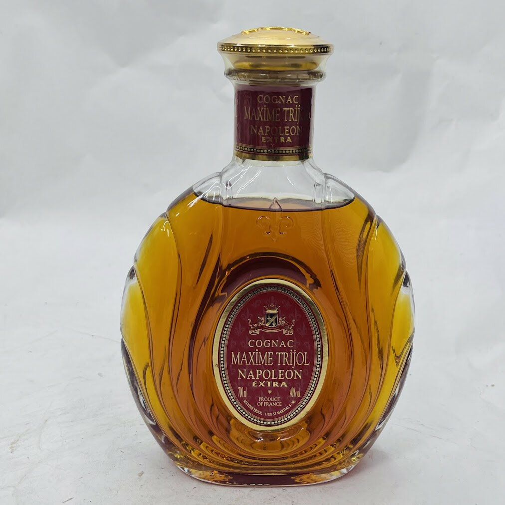 洋酒　　マキシム・トリジョール　ナポレオンブランデー700ml40度 内容量 (ml) 700 アルコール度数 40 原産国 フランス 付属品 なし ※古酒につきコルクが破損しやすいです。慎重に開栓しましてもきっと起こります。コルクは無保証...