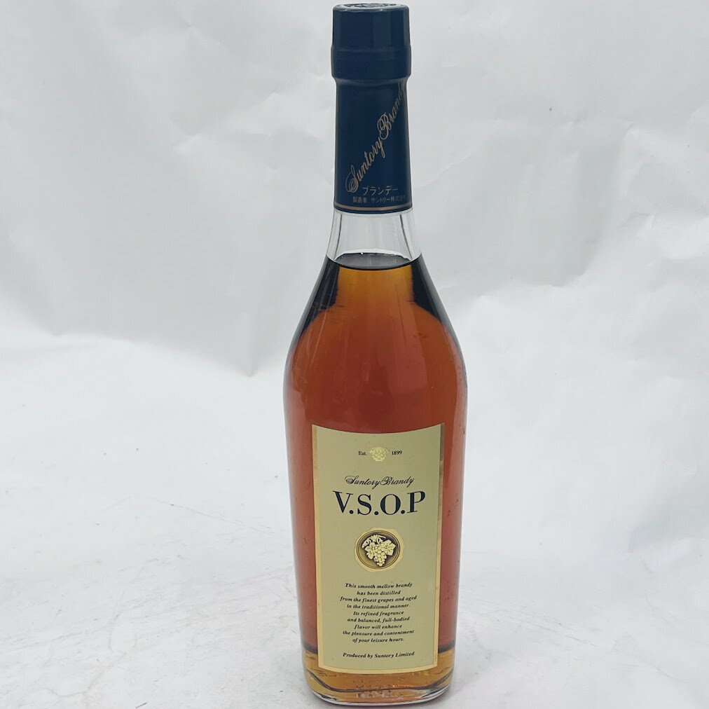 洋酒　　サントリー VSOP スリム 40度660ml 内容量 (ml) 660 アルコール度数 40 原産国 国産 付属品 なし ※古酒につきコルクが破損しやすいです。慎重に開栓しましてもきっと起こります。コルクは無保証ですのでご理解の上...