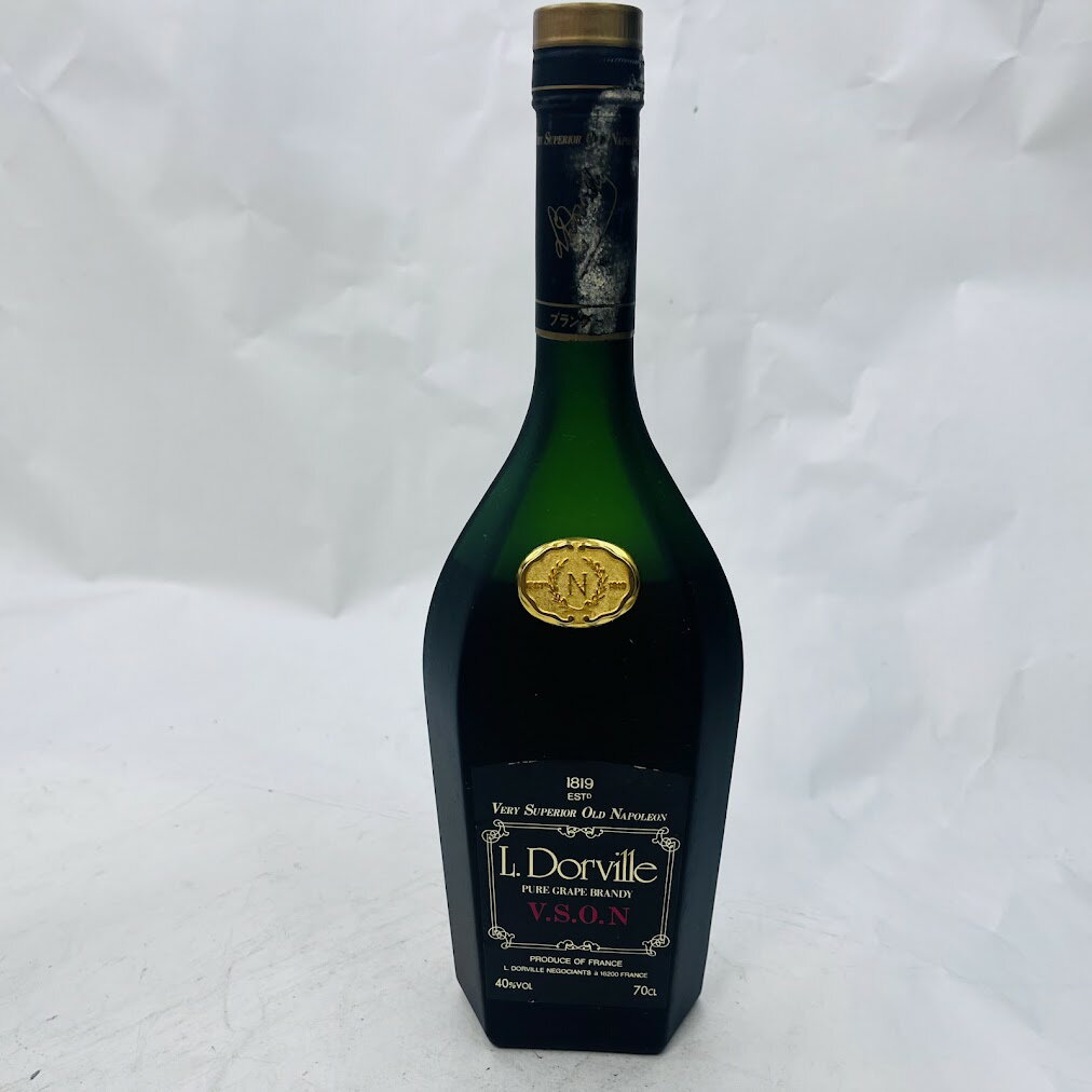 洋酒　　ドービルナポレオンブランデー700ml40度 内容量 (ml) 700 アルコール度数 40 原産国 フランス 付属品 なし ※古酒につきコルクが破損しやすいです。慎重に開栓しましてもきっと起こります。コルクは無保証ですのでご理解の...