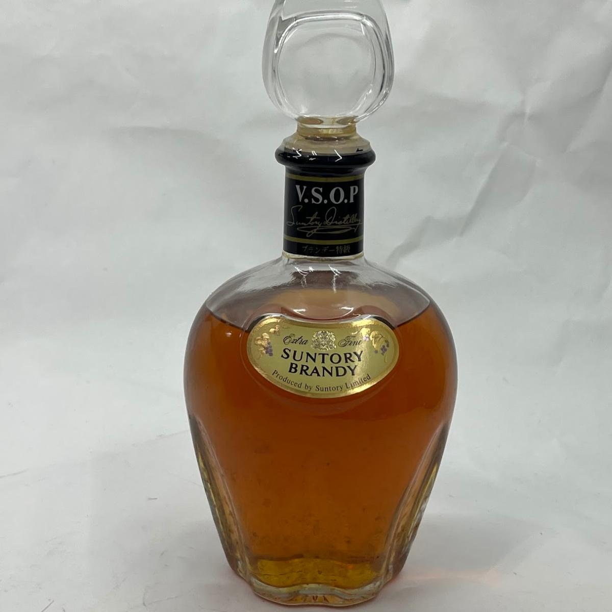 洋酒　　サントリ－ ブランデー VSOP 43度 720ml（オールドボトル）特級表示 内容量 (ml) 720 アルコール度数 43 原産国 国産 付属品 なし ※古酒につきコルクが破損しやすいです。慎重に開栓しましてもきっと起こります。...