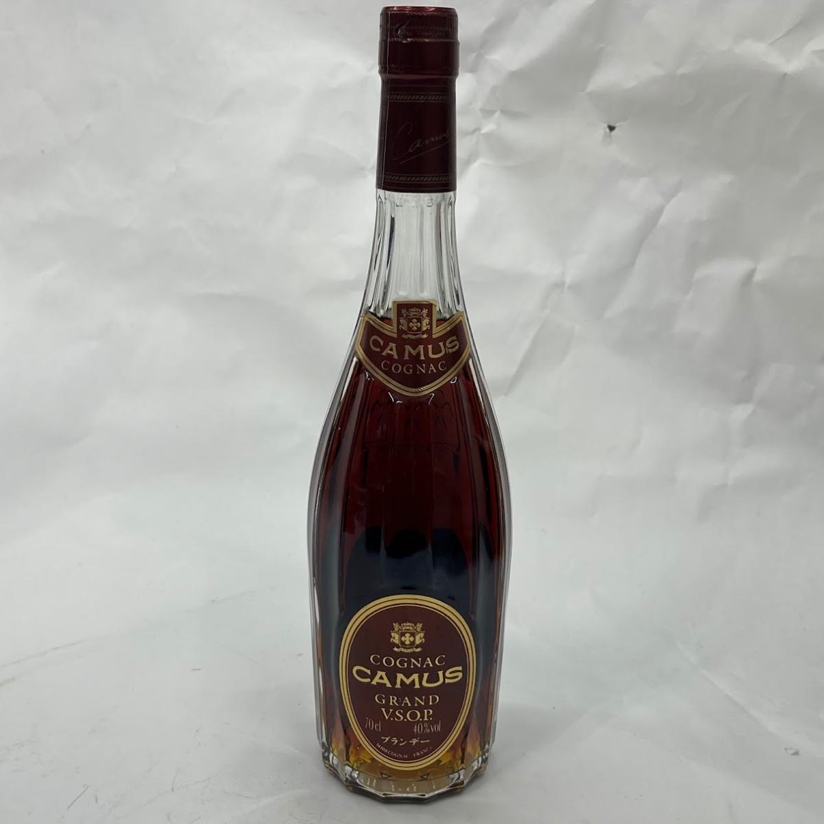 洋酒　　カミュー　グランド　VSOP　700ml 40度　cognac　ブランデー　コニャック 内容量 (ml) 700 アルコール度数 40 原産国 フランス 付属品 なし ※古酒につきコルクが破損しやすいです。慎重に開栓しましてもきっと...