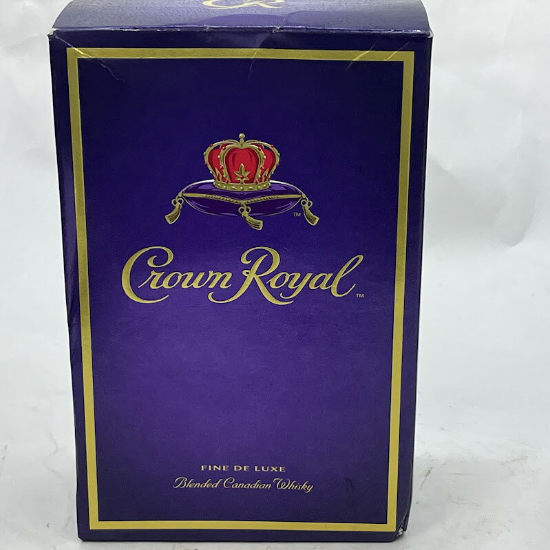 洋酒　　クラウンローヤル 750ml40度カナディアンウイスキー箱入り未開封 内容量 (ml) 750 アルコール度数 40 原産国 カナダ 付属品 箱入り未開封 ※古酒につきコルクが破損しやすいです。慎重に開栓しましてもきっと起こります。...