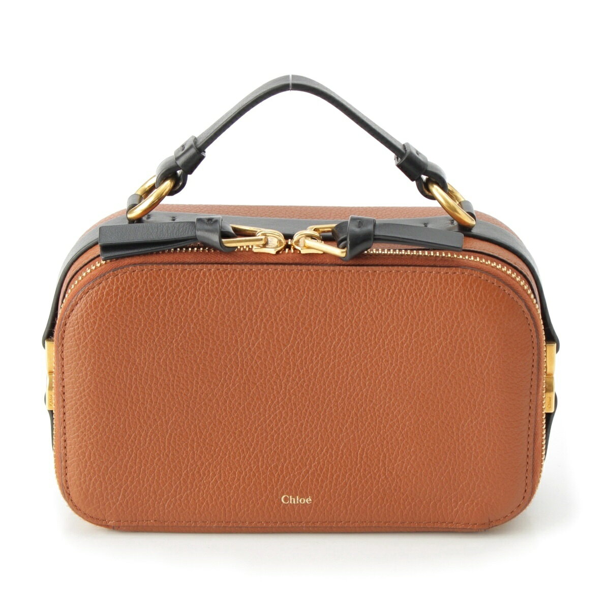 商品詳細カラー：ブラウン ブラック開閉：ファスナー式ポケット(外側)：ボタンスナップポケット×1ポケット(内側)：オープンポケット×1 付属品：保存袋、ショルダーストラップ※抜き取り被害の対策として、出荷前に付属品の確認・記録を行っておりま...