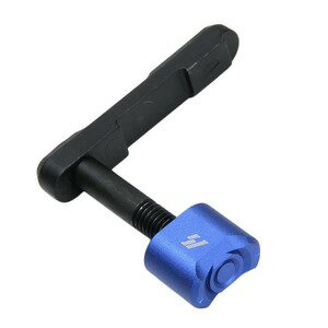 ストライクインダストリーズ マグキャッチ カスタムパーツ操作性を向上させるカスタムパーツ。ドレスアップにもオススメ機能性の高いカスタムガンパーツを提供するメーカー「STRIKE INDUSTRIES」製。M4/M16等のAR15系ライフルに...