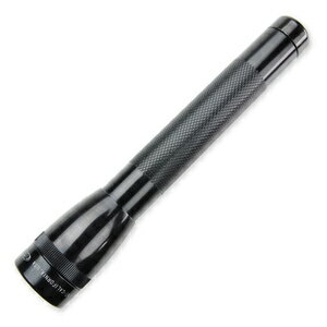 懐中電灯 MINI-MAGLITE「ミニマグライト 2AA 懐中電灯 14ルーメン」懐中電灯本体にアルミ合金を使用しているので抜群の耐久性。さらに、防水処置が施されているのでアウトドアでも大活躍です。ヘッド部分を回すことでON/OFFと焦点...