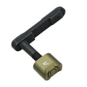 ストライクインダストリーズ マグキャッチ カスタムパーツ操作性を向上させるカスタムパーツ。ドレスアップにもオススメ機能性の高いカスタムガンパーツを提供するメーカー「STRIKE INDUSTRIES」製。M4/M16等のAR15系ライフルに...