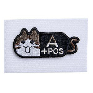 ミリタリーワッペン 猫 ブラッドタイプサバイバルゲーム×アニマルの可愛い系パッチ「動物×サバゲー」をモチーフとしたオリジナルパッチ販売店「にとろんぱっち」。かわいらしい猫のボディに「A」「B」「O」「AB」の血液型と「+POS」の表記が刺繍...