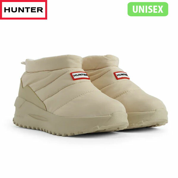 ユニセックス パフド トラベル フロー トレーナーユニセックスパフトラベルフロートレーナーは、寒い冬に活躍するカジュアルなシューズです。アッパー部分には、耐水性メンブレンを採用し、少しの雨でも安心して履いていただけます。100%リサイクルフ...