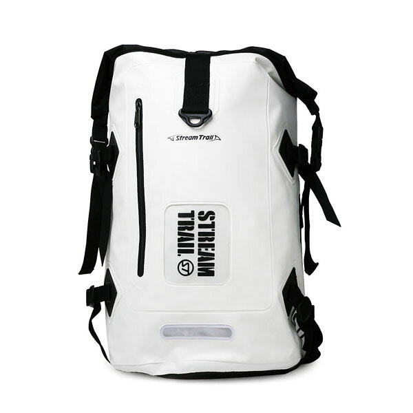 DRY TANK 33L D2は、25Lと40Lの中間の大きさで、もう少し容量が欲しいと言った声にお答えしたミディアムサイズのバックパックです。DRY TANK D2シリーズは抜群の防水性能を誇るストリームトレイルのベーシックなバックパック...