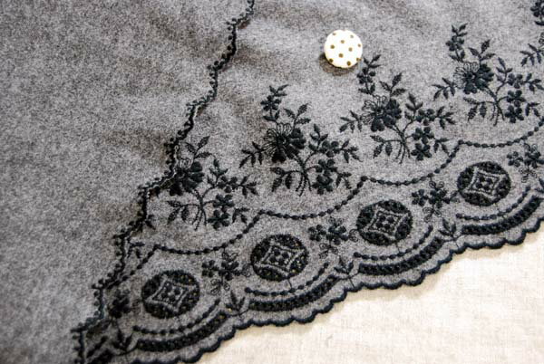 ※撮影用のボタンは2cmです。 50cm単位でカットします。 （例）1mの場合…50cm×2と入力してください。 （例）1.5mの場合…50cm×3と入力してください。 こちらの商品は、ゆうパケットをご利用になれません。 詳細 ●生地　ウー...