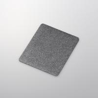 ■材質：表面:PVC、裏面:天然ゴム ■本体カラー：ブラック ■マウス操作面寸法(最大外寸)：幅150mm×奥行180mm ■マウス操作面厚み(最厚部)：2mm ■リストレスト高さ(最高部)：なし ■外形寸法：幅150mm×奥行180mm×...