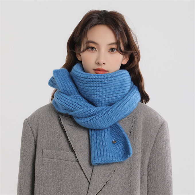 商品詳細カラー展開:ホワイト　ホットピンク　イェロー　ワインレッド　オレンジ　ブルー　グーリンサイズ等幅約18cm長さ約165cmこちらのサイズは平置き寸法です。素材やデザインの特性上、同じ商品であっても±1〜3cmの差が生じる場合がござい...