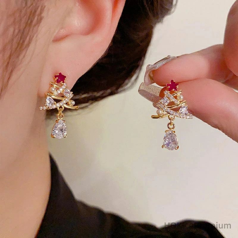素材 ニッケルフリー合金など 商品について ※Silver925製の為、運送中ポスト部分が大変曲がりやすくなっております。 歪んだ場合にもご自分で修正が可能です。 ※記載寸法と実際の商品の寸法には、若干の誤差が生じる場合がございます。 ※お...
