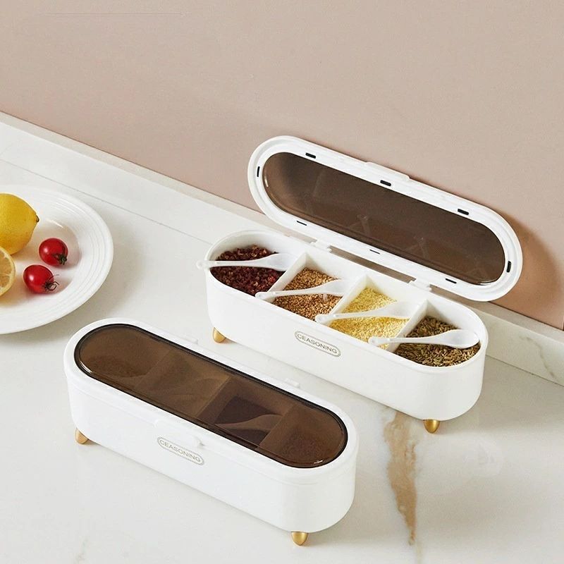 製品説明：キッチンの整理整頓と美しさを向上させます。 4 つのコンパートメントを備えたスパイス ボックスは、すべての料理愛好家にとって必需品です。この蓋付きスパイス収納ボックスは実用性とスタイリッシュなデザインを兼ね備えています。湿気や臭い...