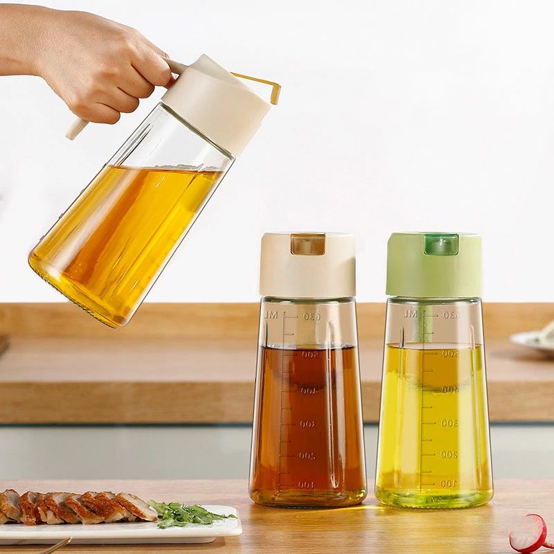 この商品について【オイルボトル】1本630 mlの容量で、色の組み合わせを自由に選んでください。市販の食用油にほとんど使用できます。酢、醤油、野菜酒などの液体調味料にも適しています。【使い勝手】自動的に開の注ぎ口，油の使用量を抑えることがで...