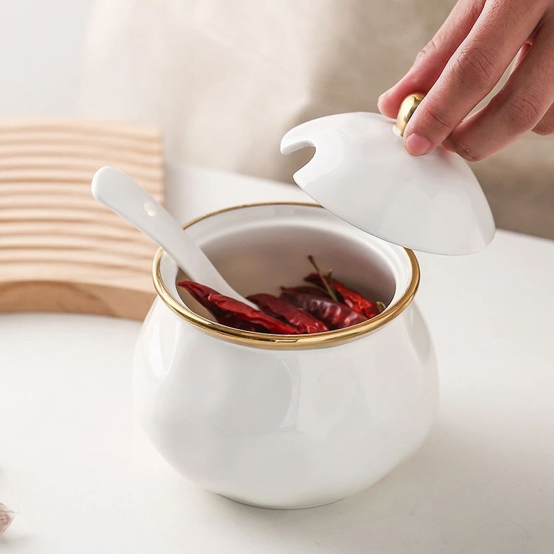 -高外貌レベルキッチン調味缶は、キッチンに雰囲気を出します。-耐熱セラミックスオイルタンクは、熱いオイルを安全に保管できます。-家庭用熟油タンク、収納に便利です。-キッチン収納を工夫し、キッチンを優雅に飾ります。-防漏密封油缶設計で、油のこ...