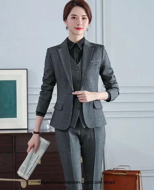 セット内容：ジャケット+パンツ/スカート+ベスト 素材：ポリエステルなど 伸縮性：なし 付属品：なし 透け感：なし 厚さ：普通 柔らかさ：普通 カラー写真通り お客様ご使用のPC環境により商品画像のカラーが多少異なる場合があります。仕入時期...