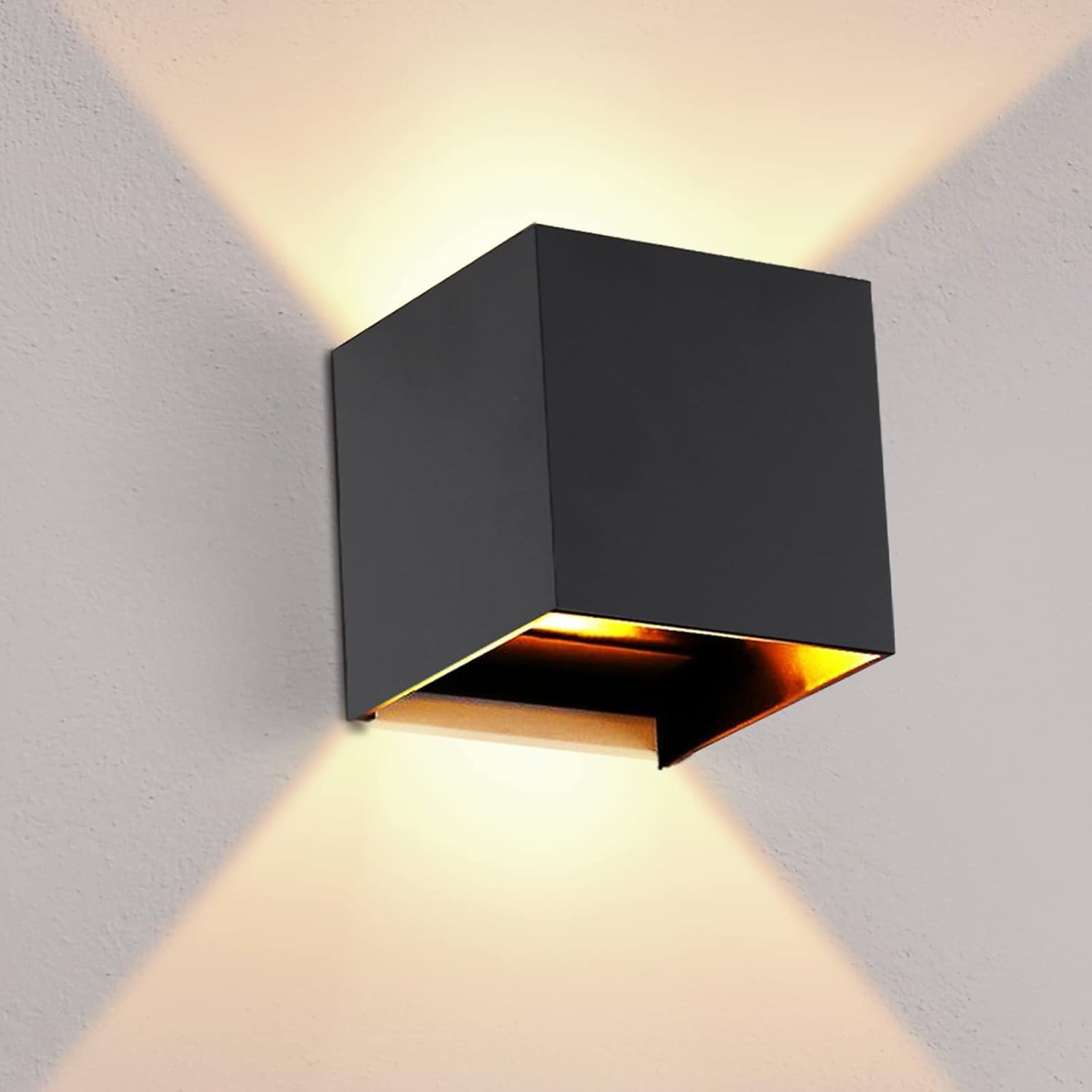 alt="" width="80%" />