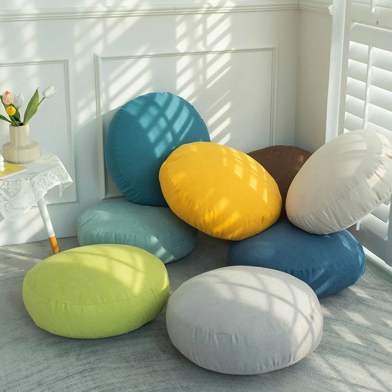 思わず抱きしめたくなる心地よさ!!! 2つの素材のコラボレーションで、思わず抱きしめたくなるほどの心地よさを実現した、もちもちフロアクッション。 商品サイズ（cm）直径(約)40/45/50 材質:側生地：ポリエステル95％ ナイロン5％ ...