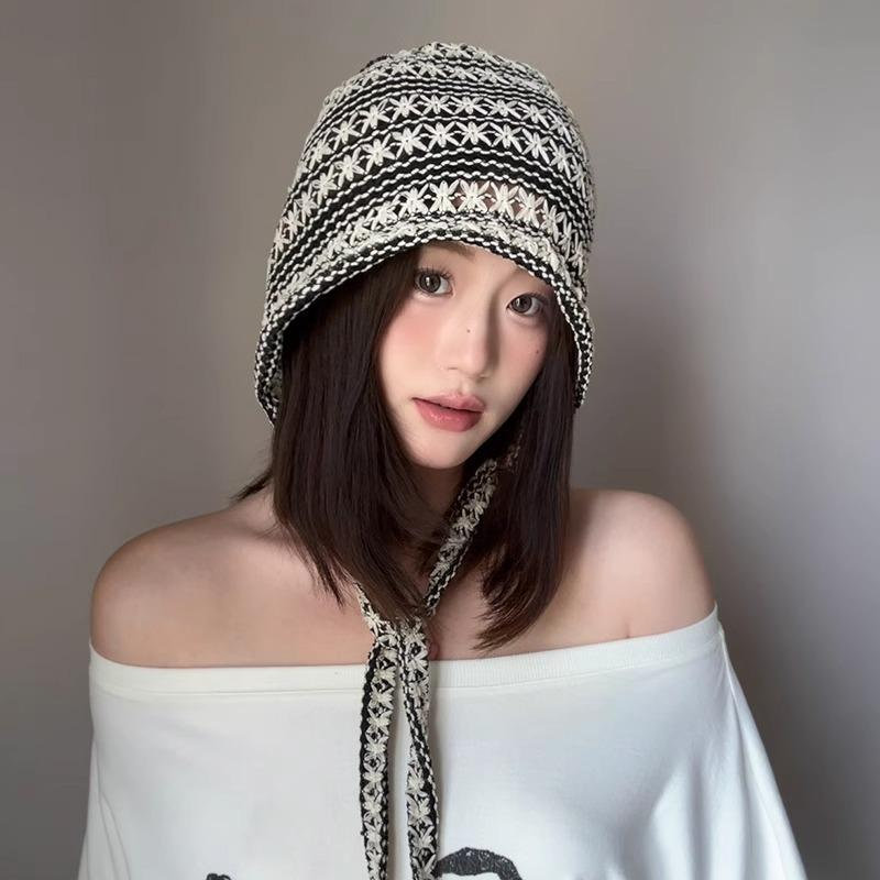 ・カテゴリ: プルオーバーハット・カラー: 横ストライプ透かし編みニット帽・サイズ: 均一サイズ・機能: 日焼け防止、防風、日よけ・主な素材: アクリル%〜%・スタイル: フレッシュ＆スウィート・柄: 形状、パターン・カテゴリ: プルオーバ...