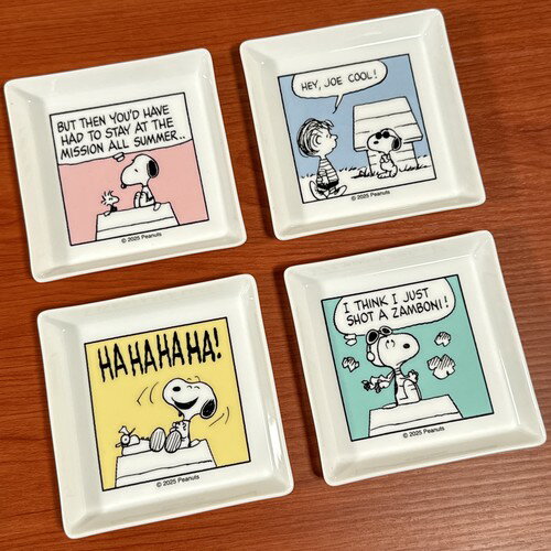ピーナッツデザインのスクエアプレートです。 スヌーピーのコミックの1コマがデザインされたかわいい絵皿。 少し小さめ直径12.5cmサイズ。 おかずやおやつのもりつけに。 邪魔にならないお手頃サイズだから、アクセサリーや小物置きに。 かわいい...